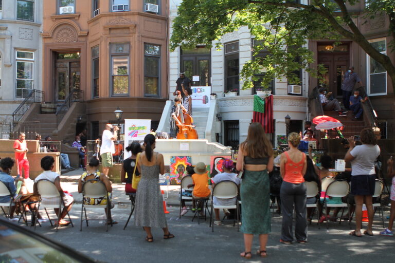 10 years Brooklyn's STooPS Art Crawl - Dance Informa Magazine